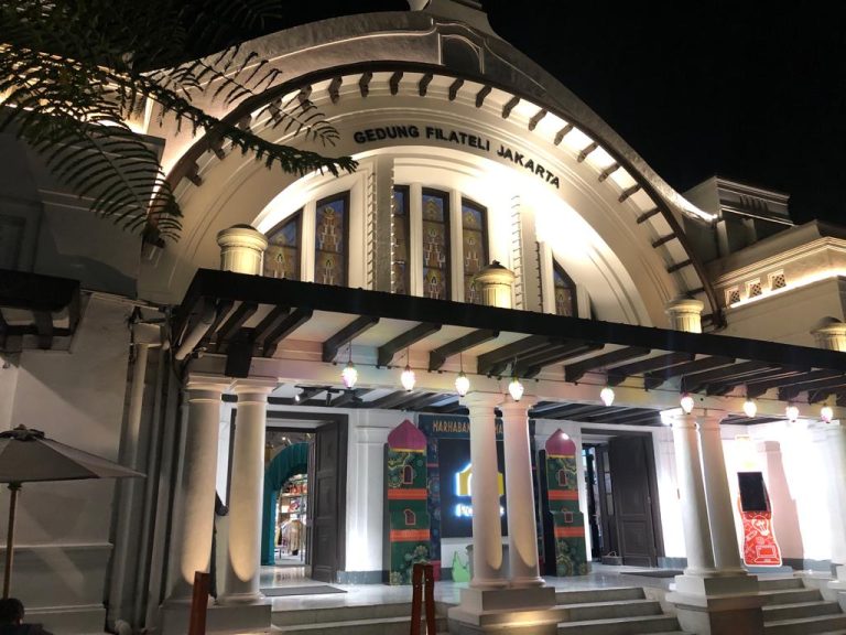 Pos Bloc Jakarta, Tempat Nongkrong Estetik Sambil Belajar Sejarah Pos ...