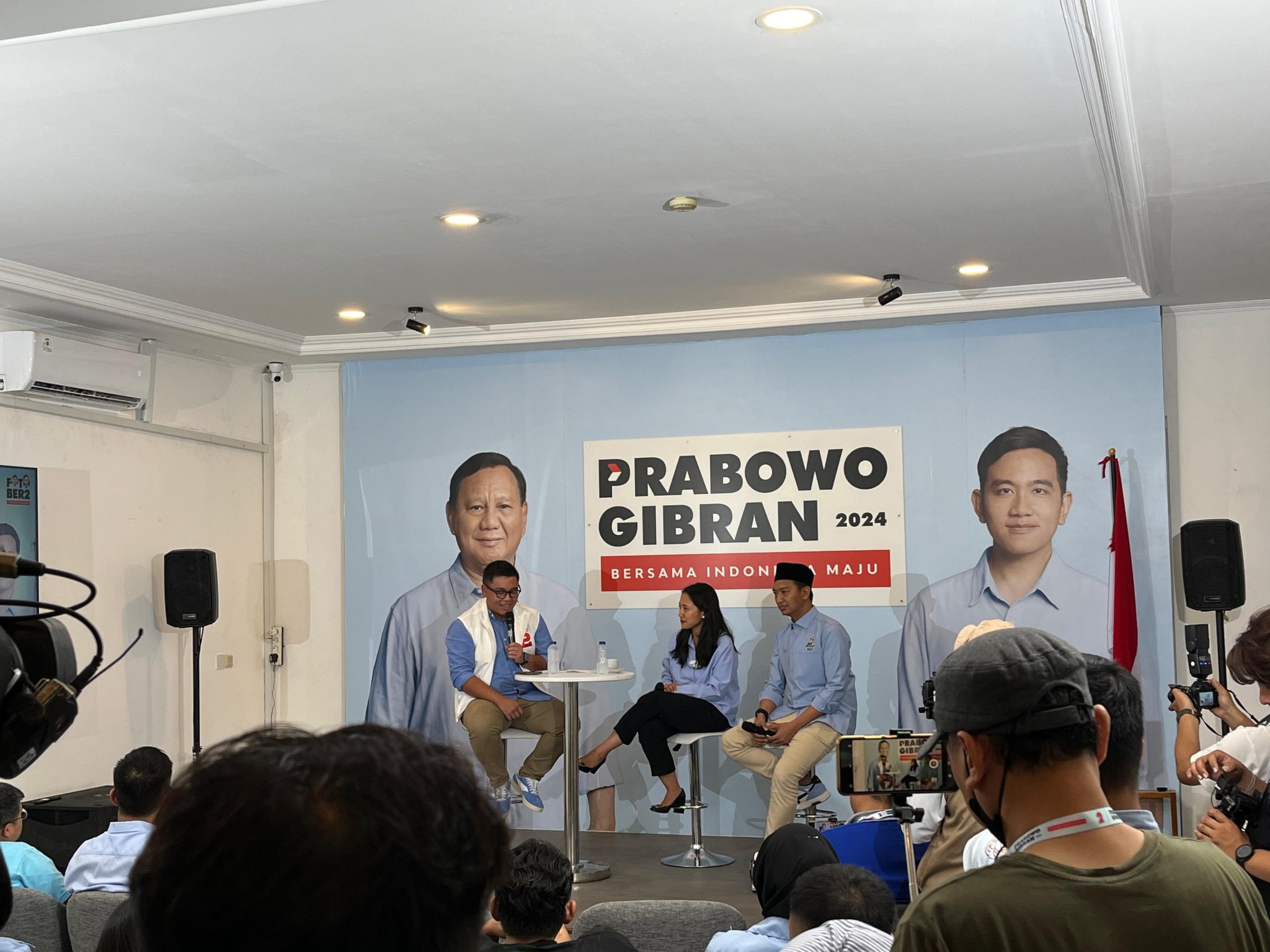 TKN Luncurkan Situs Foto AI, Gaya Kampanye Baru Dukung Prabowo-Gibran - Forum Keadilan