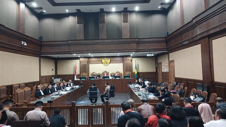 Kesaksian Kusnadi: Harun Masiku Titip Uang untuk Donny Tri-Saeful Bahri ...