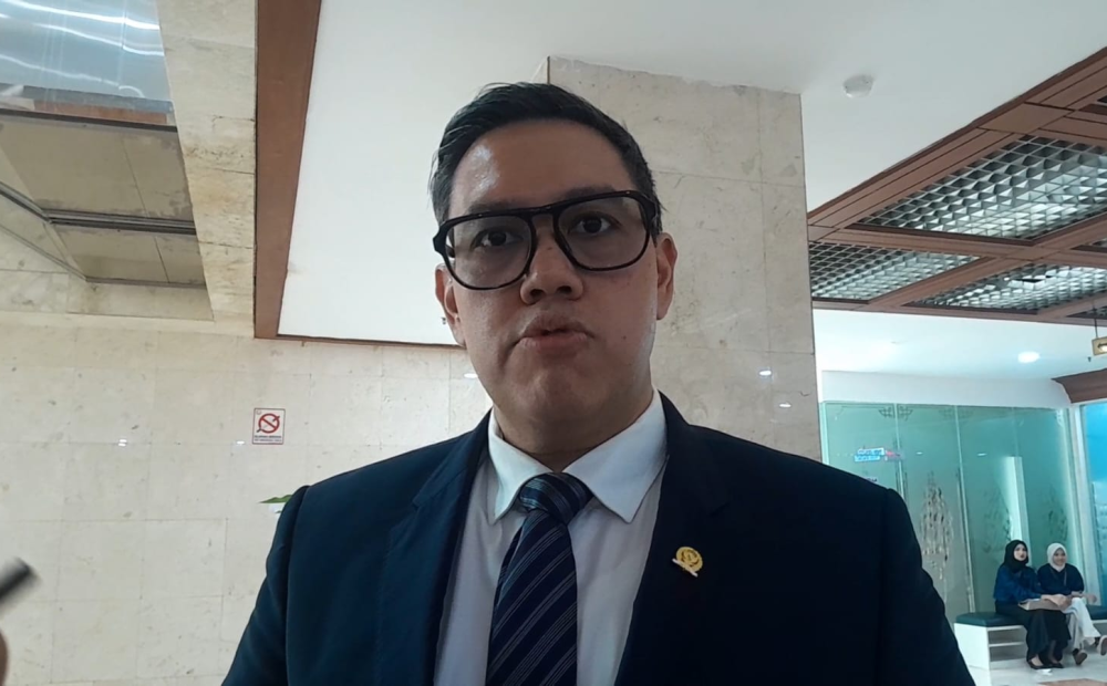 Komisi I DPR Tunggu Hasil Pemeriksaan Polisi soal Ledakan di SMAN 72 Jakarta - Forum Keadilan